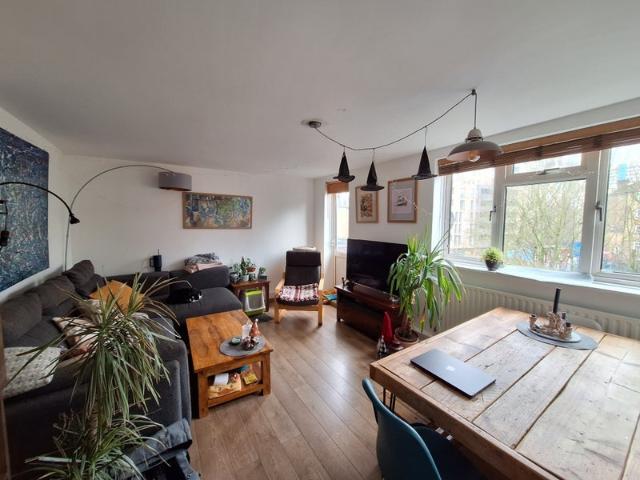 Room at Bethwin Road, Greater London