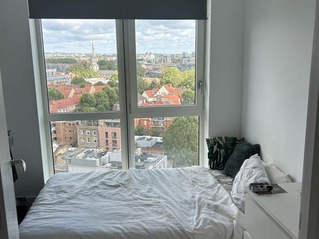 Room at Bethnal Green Road, Greater London