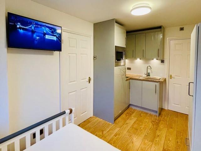 Room at Beverley Mews, Crawley