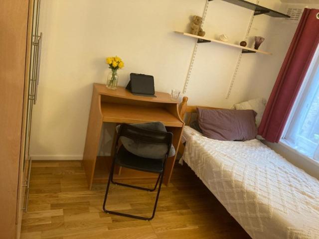 Room at Bickerton Road, Greater London