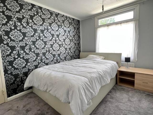 Room at Bicknor Road, Maidstone