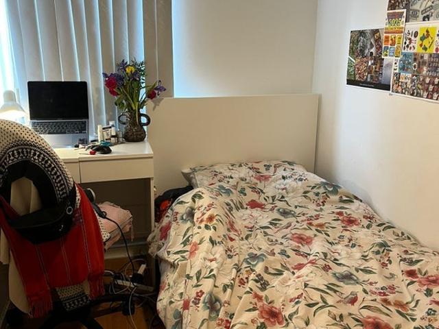 Room at Bingfield Street, Greater London