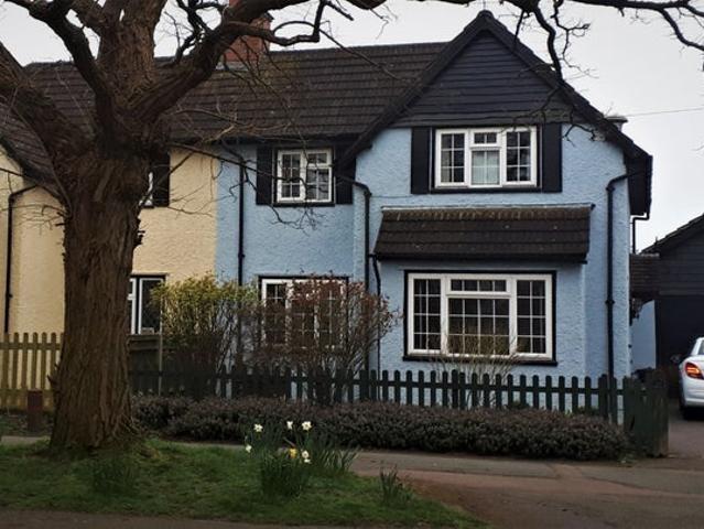 Room at Birch Avenue, Caterham on the Hill