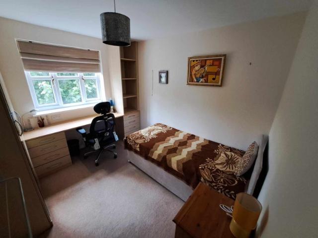 Room at Birch End, Warwick