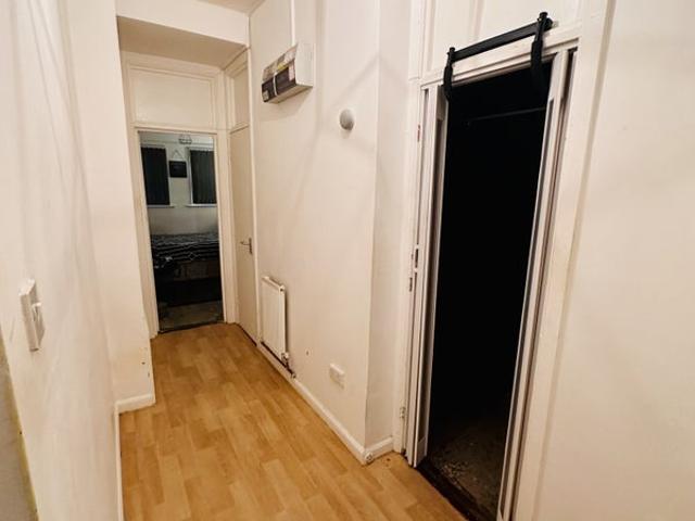 Room at Birchdale Avenue, Birmingham