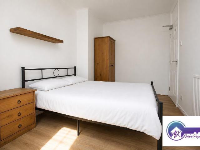 Room at Birchfield Street, Greater London