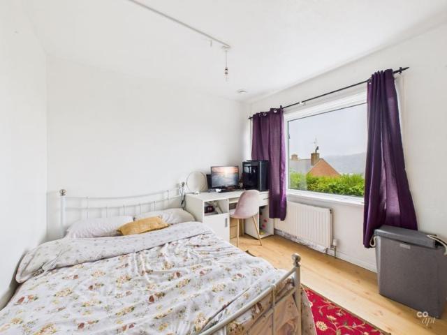 Room at Birdham Road, Brighton