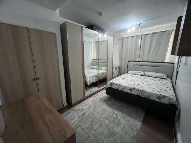 Room at Birkenhead Street, Greater London