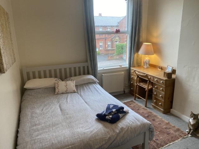 Room at Black Bull Lane, Preston