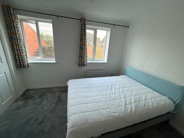 Room at Blackburn Way, Nottingham