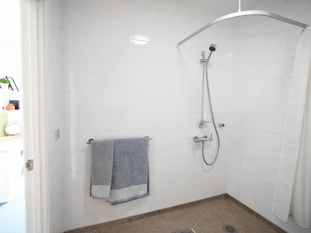 Room at Blackfriars Road, Salford