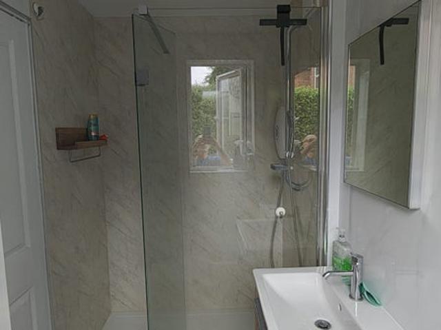 Room at Blake Road, Rushcliffe