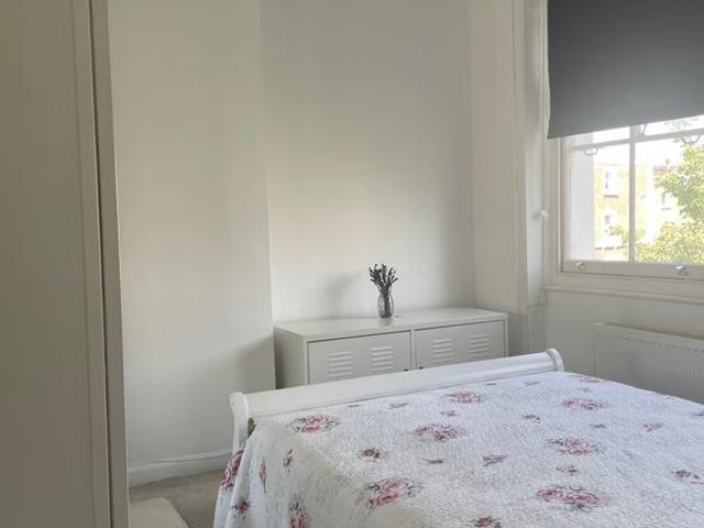 Room at Blenheim Crescent, Greater London