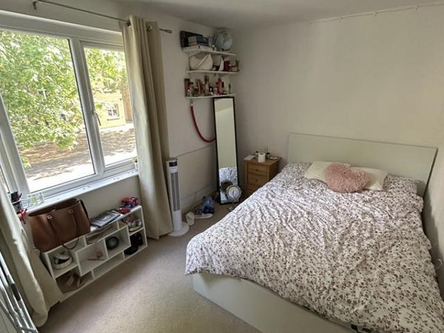 Room at Blondin Street, Greater London