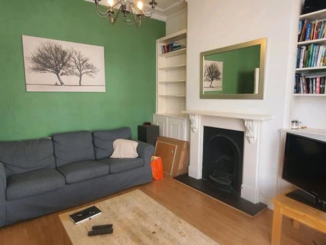 Room at Bloemfontein Road, Greater London