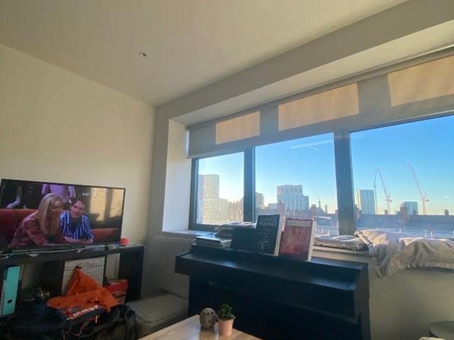Room at Blossom Street, Manchester