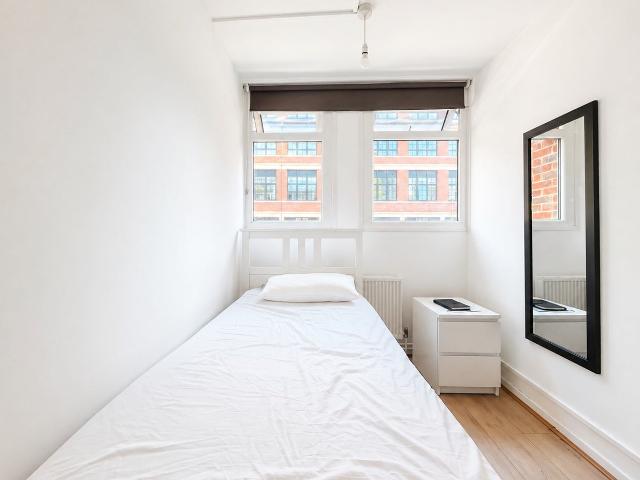 Room at Blucher Road, Greater London