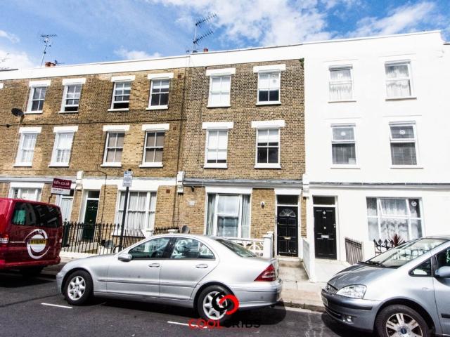 Apartment at Blythe Road, Greater London