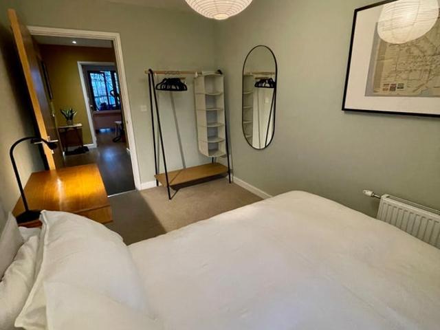 Room at Bocking Street, Greater London