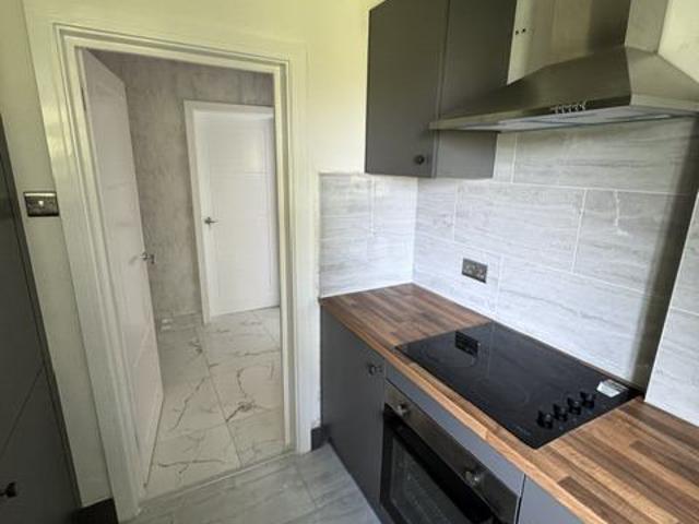 Room at Bollo Lane, Greater London