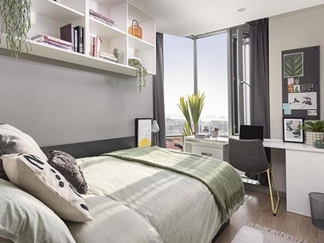 Room at Bolton Street, Liverpool