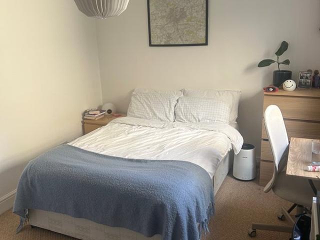 Room at Bonnington Square, Greater London