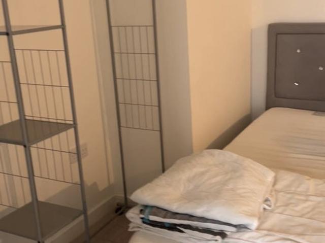 Room at Bondway, Greater London