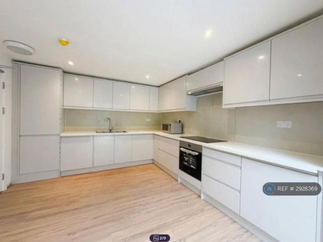 Room at Bosanquet Close, Greater London