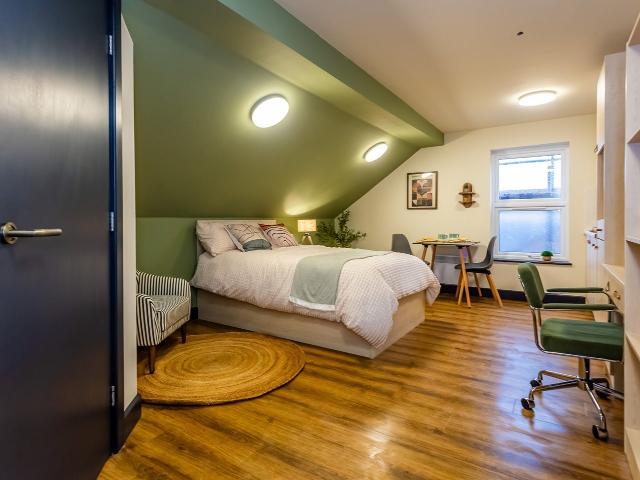 Room at Borough Road, Middlesbrough
