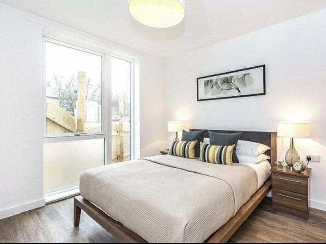 Room at Bordars Road, Greater London