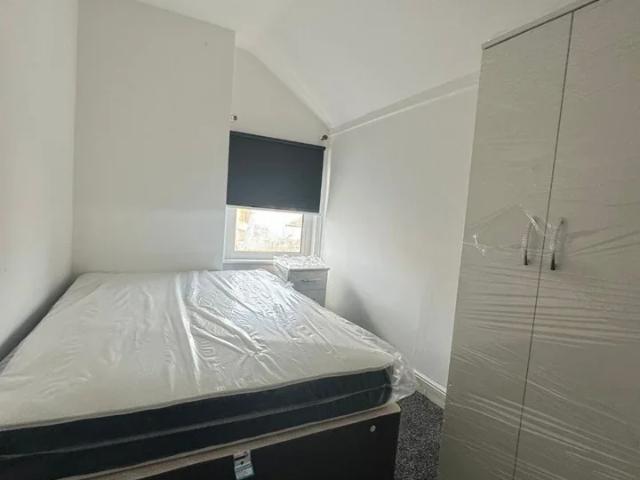 Room at Bordesley Park Road, Birmingham
