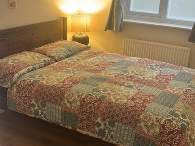 Room at Boreham Road, Greater London