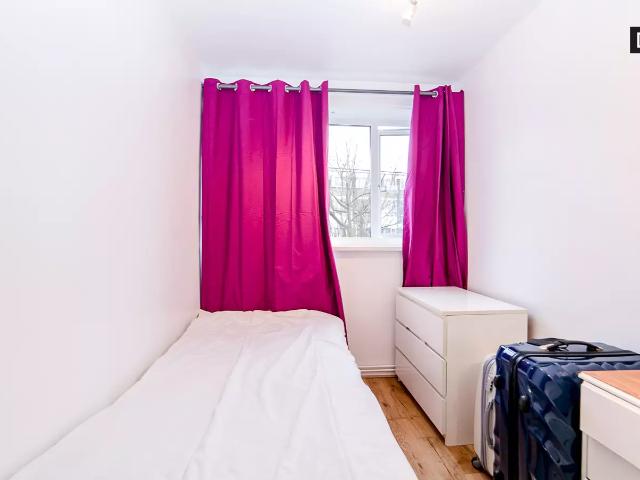 Room at Chepstow Close, Greater London