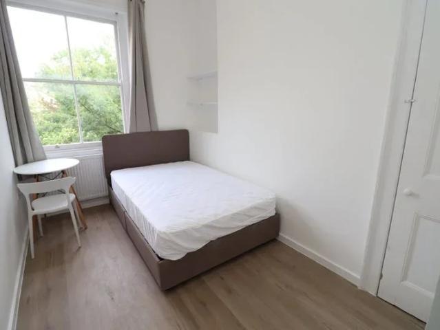 Room at Bow Road, Greater London