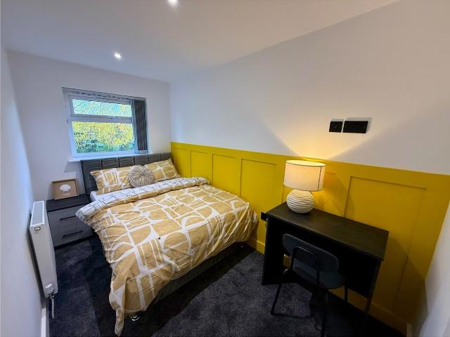 Room at Bowdon Street, Stockport