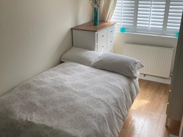 Room at Bower Road, Sevenoaks