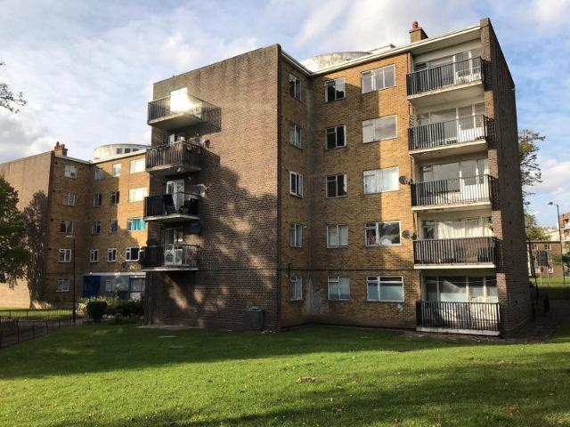 Room at Bowie Close, Greater London