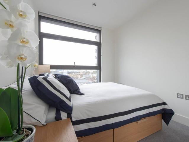 Room at Bowl Court, Greater London
