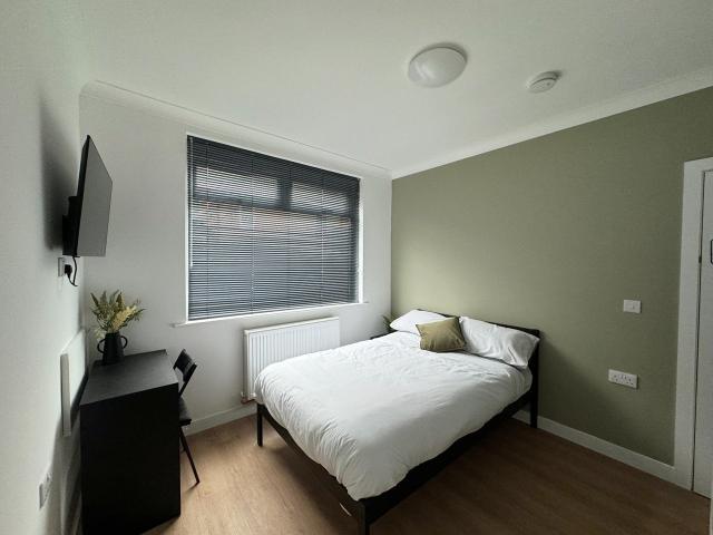 Room at Bowling Street, Mansfield Woodhouse
