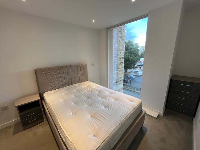 Room at Boundary Lane, Manchester