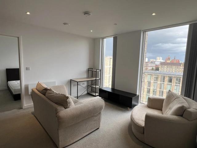 Room at Boundary Lane, Manchester