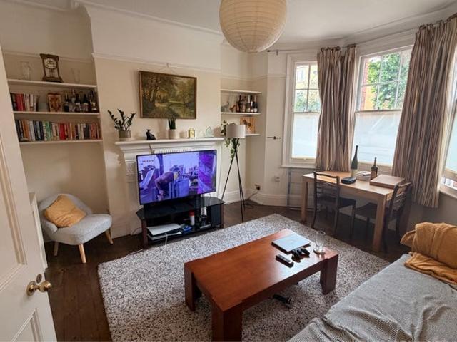 Room at Boundaries Road, Greater London