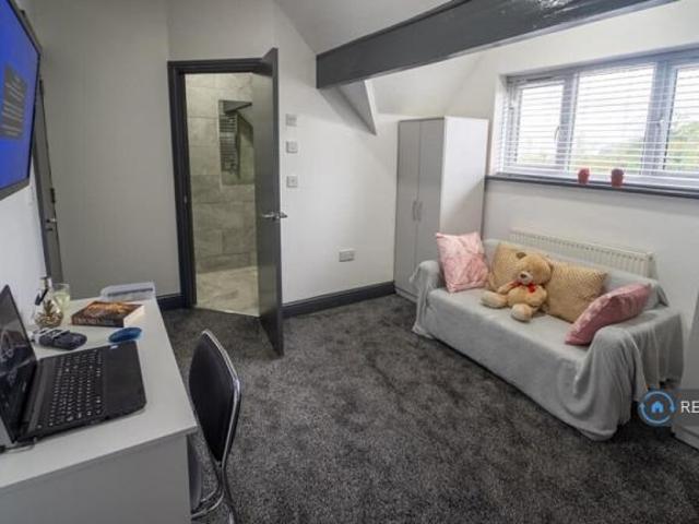 Room at Bournbrook Road, Birmingham