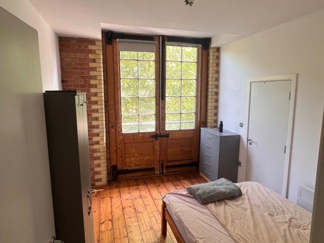 Room at Boyd Street, Greater London