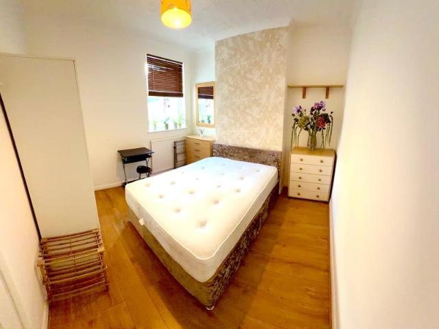 Room at Boyd Road, Greater London