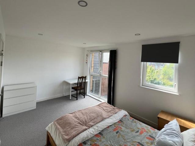 Room at Boyd Way, Greater London