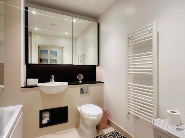 Room at Bramwell Way, Greater London
