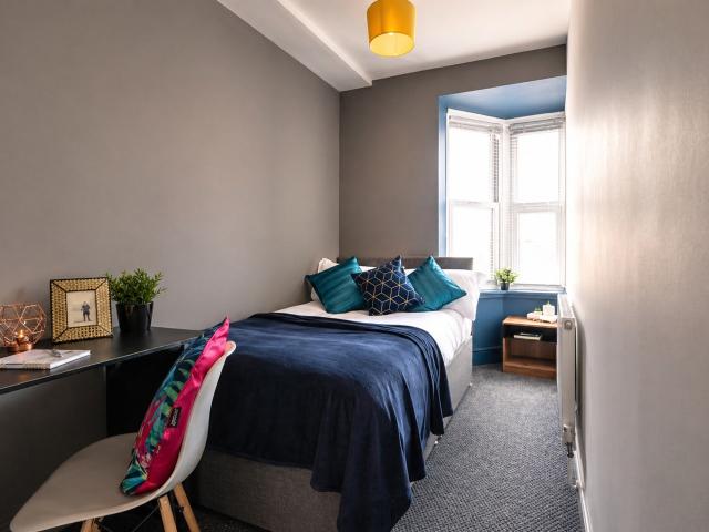 Room at Bramley Road, Leicester