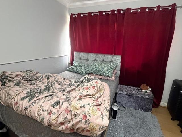 Room at Brantley Road, Birmingham