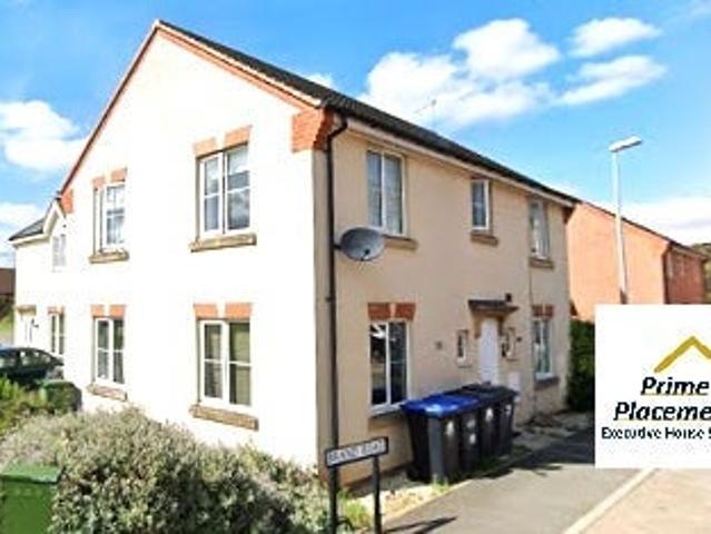 Room at Brand Road, Rugby